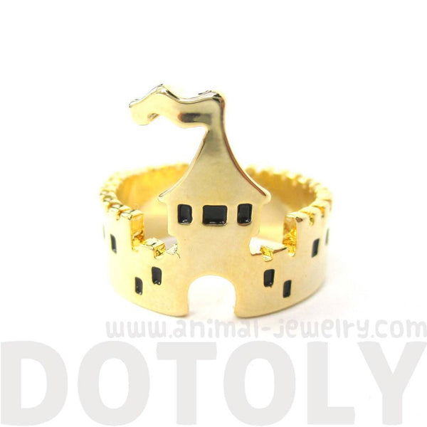 Princess Castle Shaped Ring in Gold | DOTOLY